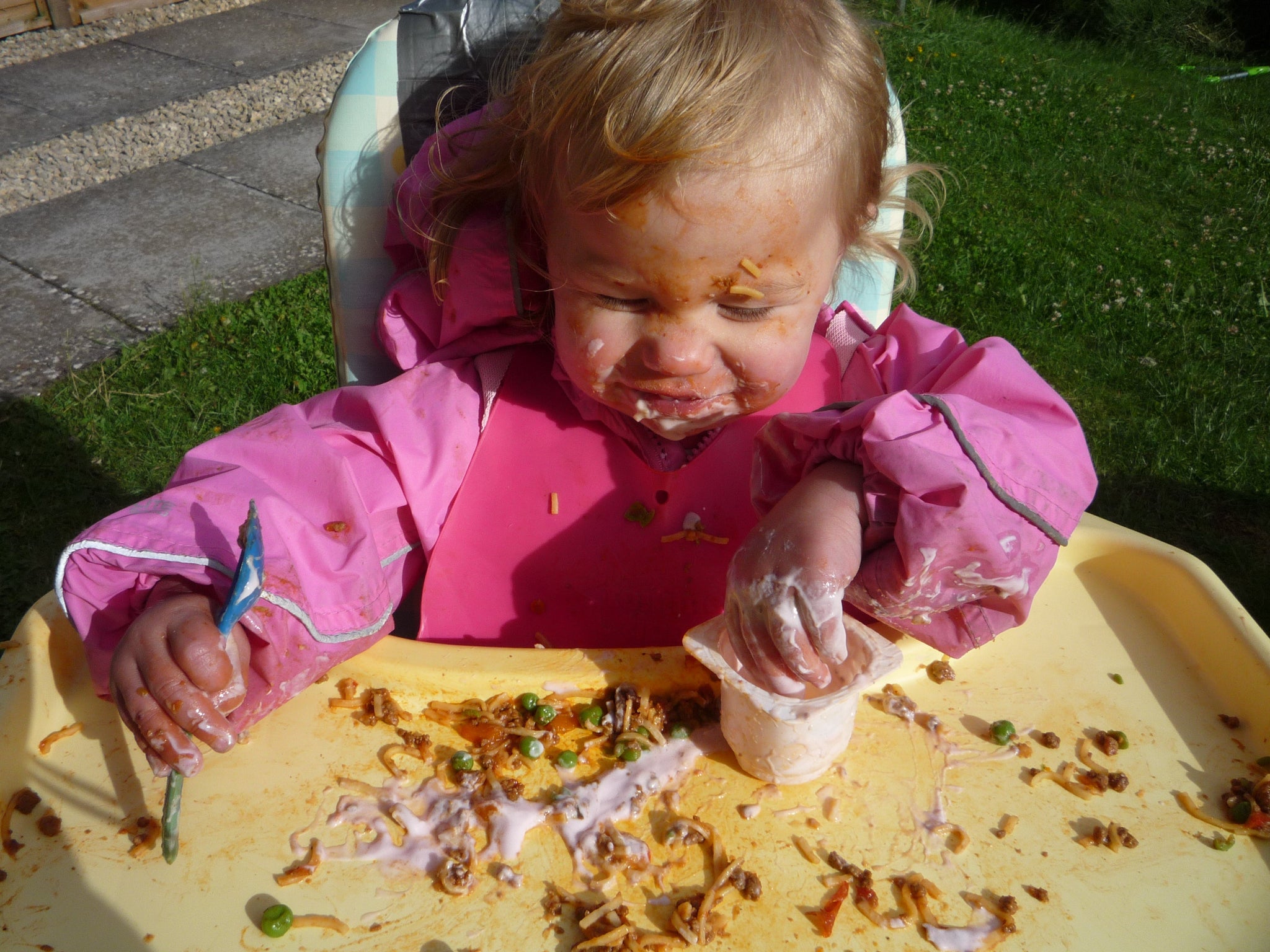 Top 5 Tips to Stop Your Toddler Throwing Food - doddl